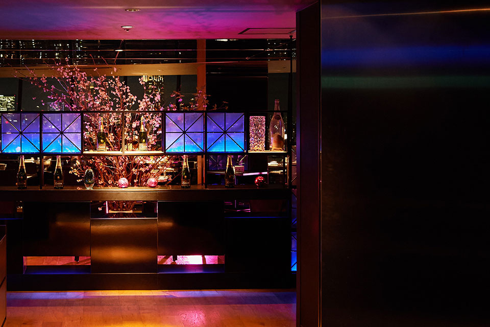 Tokyo “Sakura” Bar | SKY BAR | Hotel New Otani Tokyo